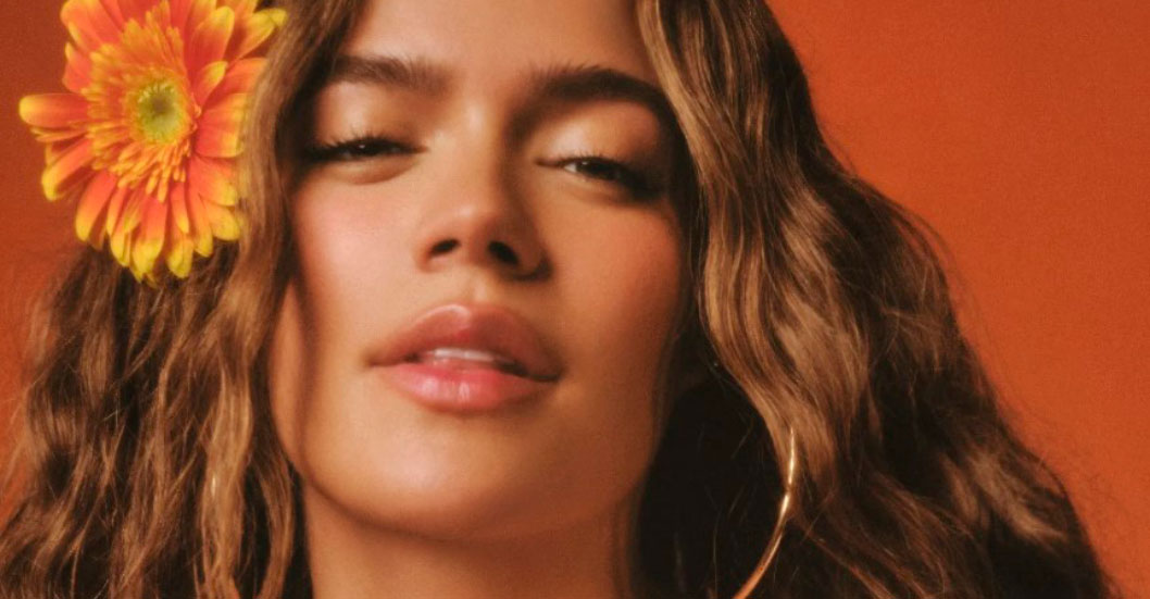 Karol G lanzó su quinto álbum «Tropicoqueta»: una mezcla de sonidos tropicales - Circuito Unidos ...